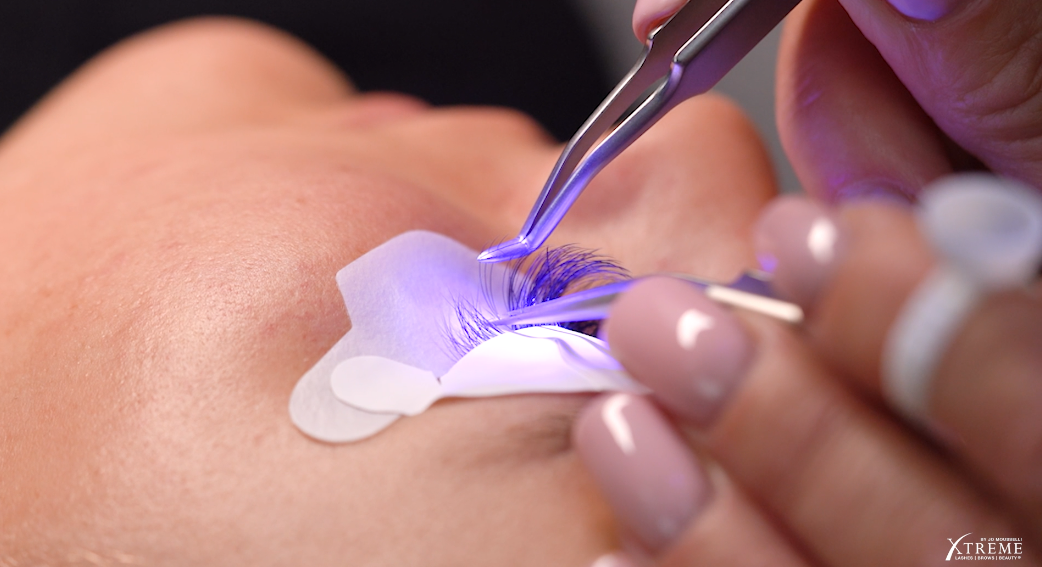 Xtreme Lashes - Corsi professionali di Extension Ciglia Xtremelashes